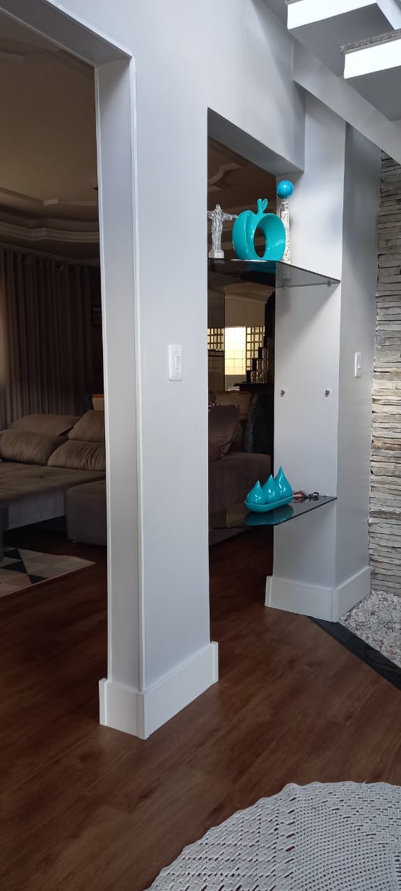 RODAPÉ 15CM LISO COM TERMINAL EXTERNO SANTA LUZIA – DF PISOS